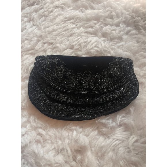 Coblentz | Bags | Vintage Coblentz Black Velvet Beaded Clutch Purse ...